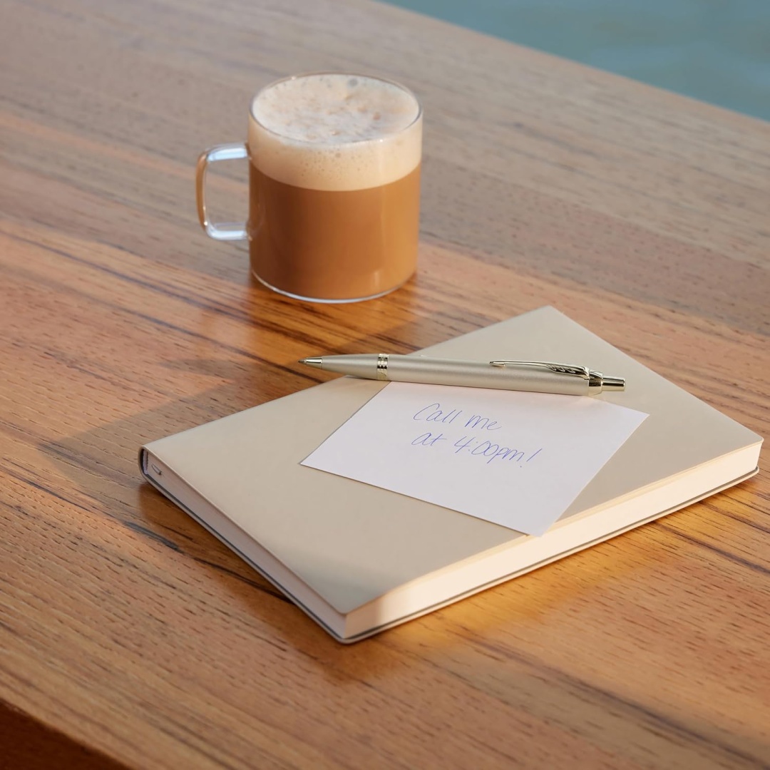 Białe oryginalen Pióro wieczne Parker IM